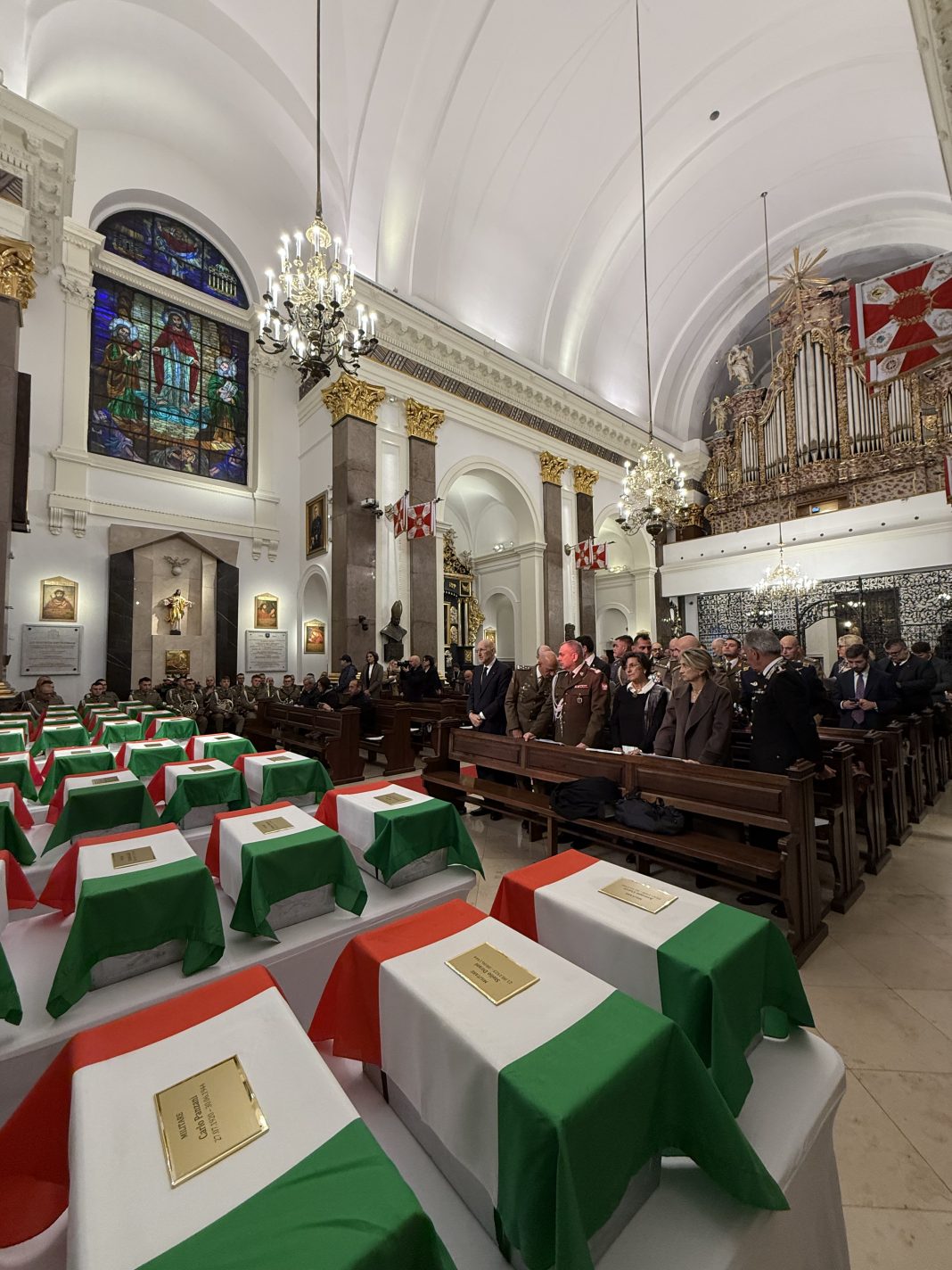 POLSKA. UDZIAŁ AMBASADORA FRANCHETTIEGO PARDO ORAZ SZEFa SZTABU ...